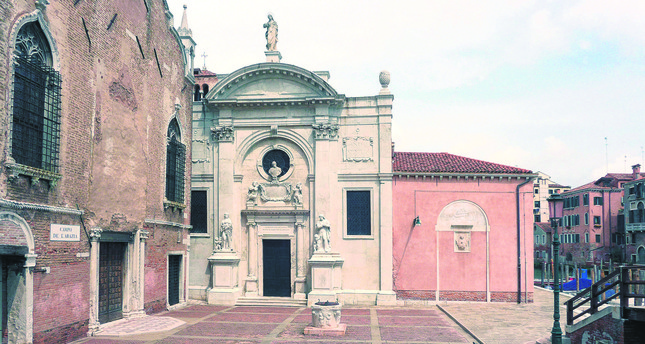 Swedish artist converts church into mosque at Venice Biennale - Daily Sabah