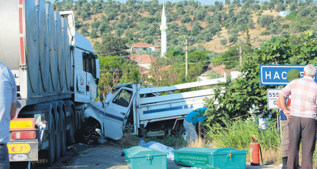 Deaths of 15 farm workers after accident highlights their troubles ...