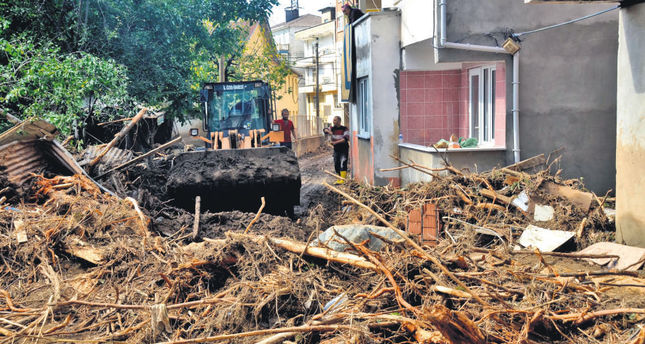 Hopes dim for missing as Hopa recovers from disaster - Daily Sabah