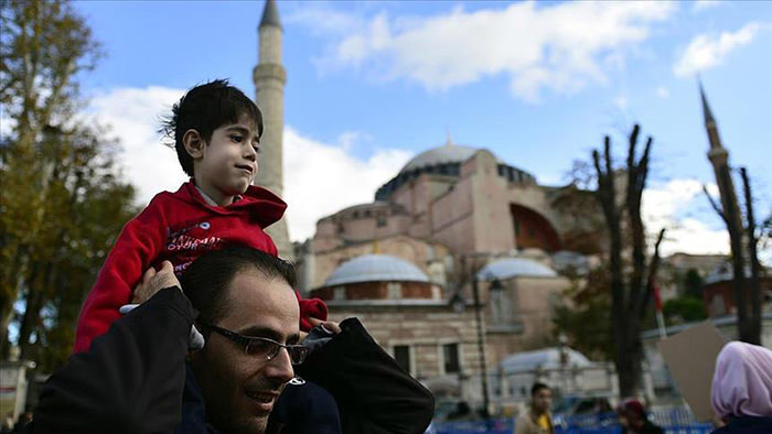 Disabled Syrian children visit historical sites of Istanbul | Daily Sabah