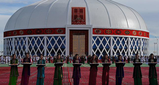 Turkmenistan president's song breaks new record - Daily Sabah