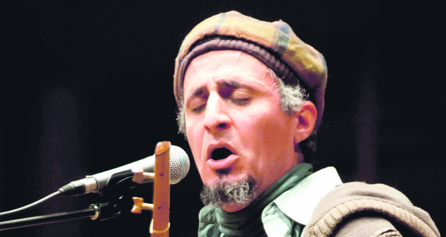 World-recognized Iranian singer visits Turkey once again - Daily Sabah