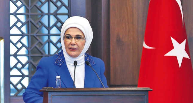 First Lady hosts foreign diplomats' spouses in peace bid - Daily Sabah