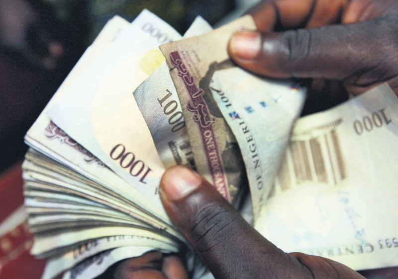 Nigeria set to devalue naira | Daily Sabah
