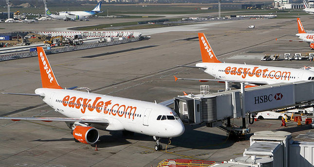 EasyJet may serve passengers waste water from hydrogen batteries on ...