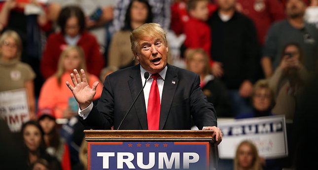 Trump slow to denounce Ku Klux Klan | Daily Sabah