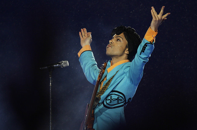 Music superstar Prince's yellow guitar to be auctioned in Beverly Hills ...