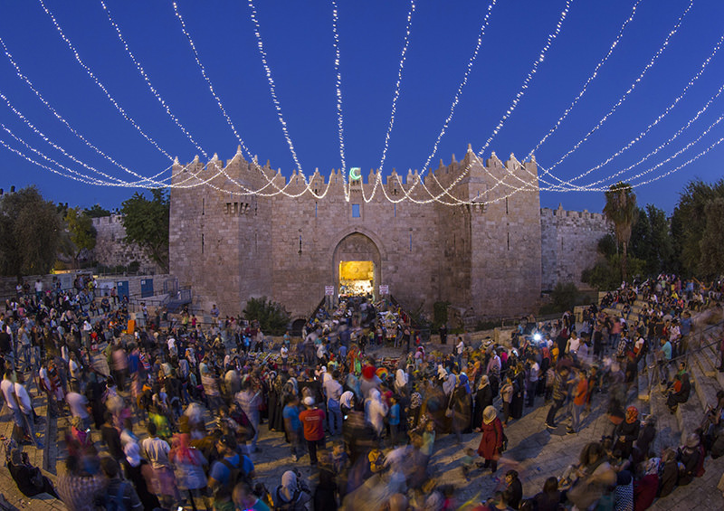 Muslims around the world mark the start of holy Ramadan | Daily Sabah