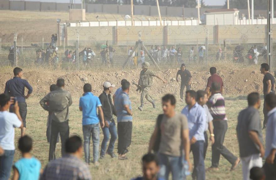 Turkey opens its doors to Syrian refugees fleeing Tal Abyad fighting ...