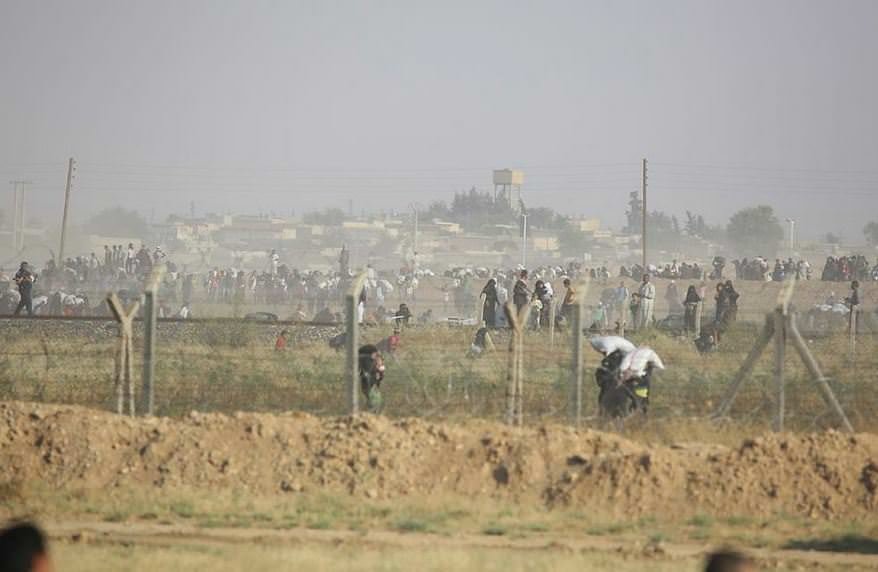 Turkey opens its doors to Syrian refugees fleeing Tal Abyad fighting ...