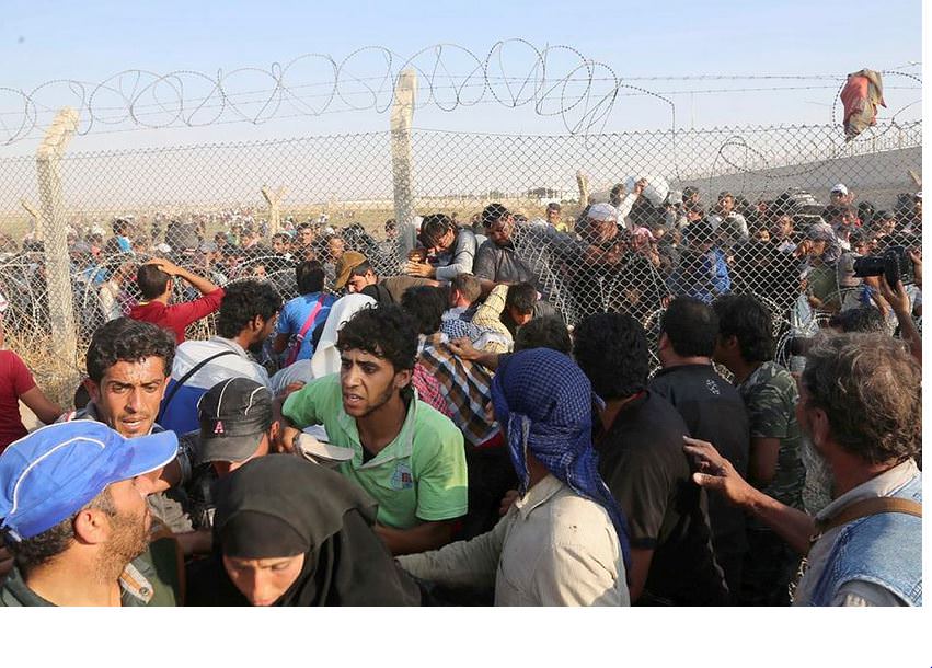 Turkey opens its doors to Syrian refugees fleeing Tal Abyad fighting ...