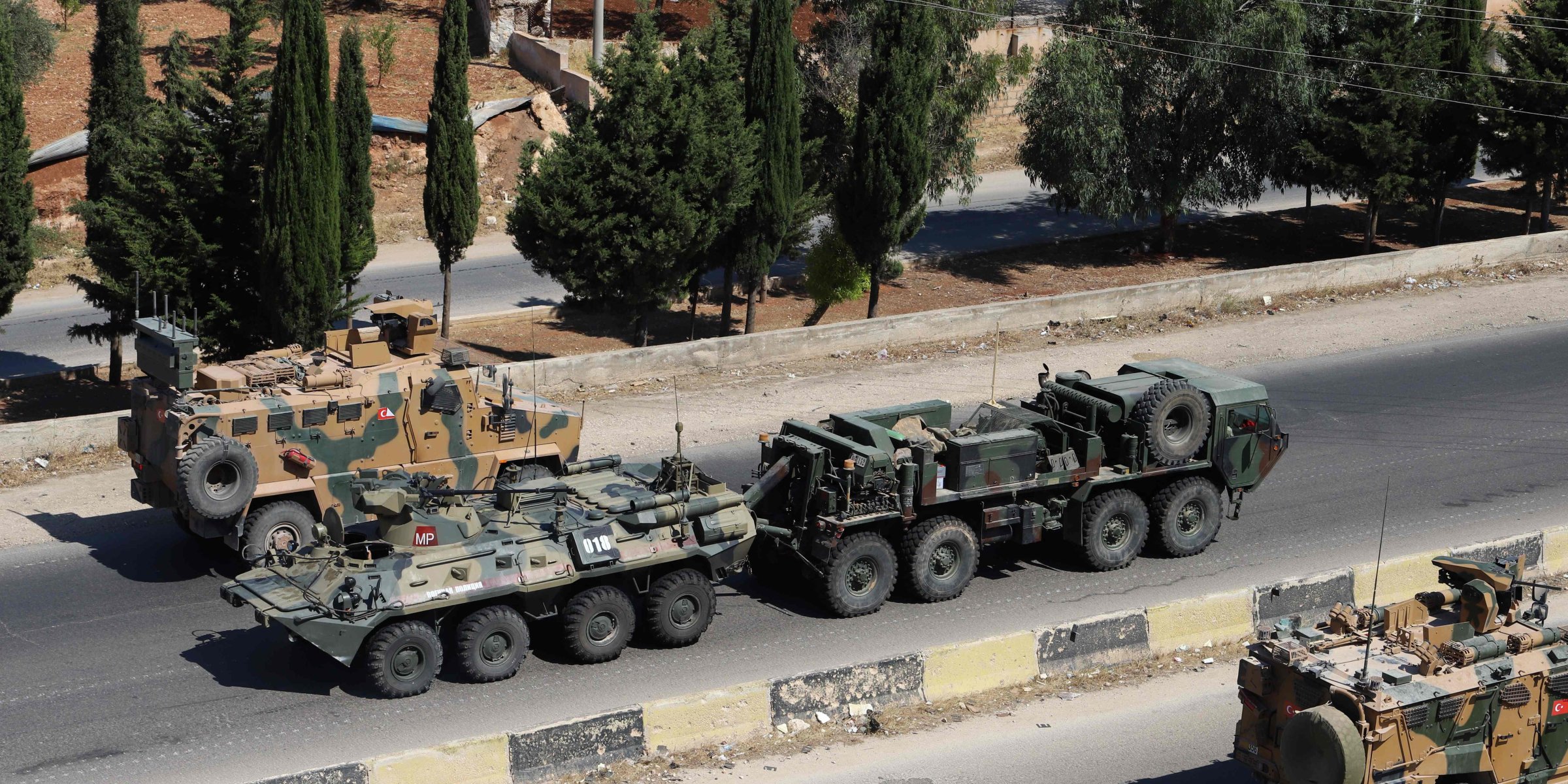 Military vehicle attacked during joint Turkish-Russian patrol in Syria ...