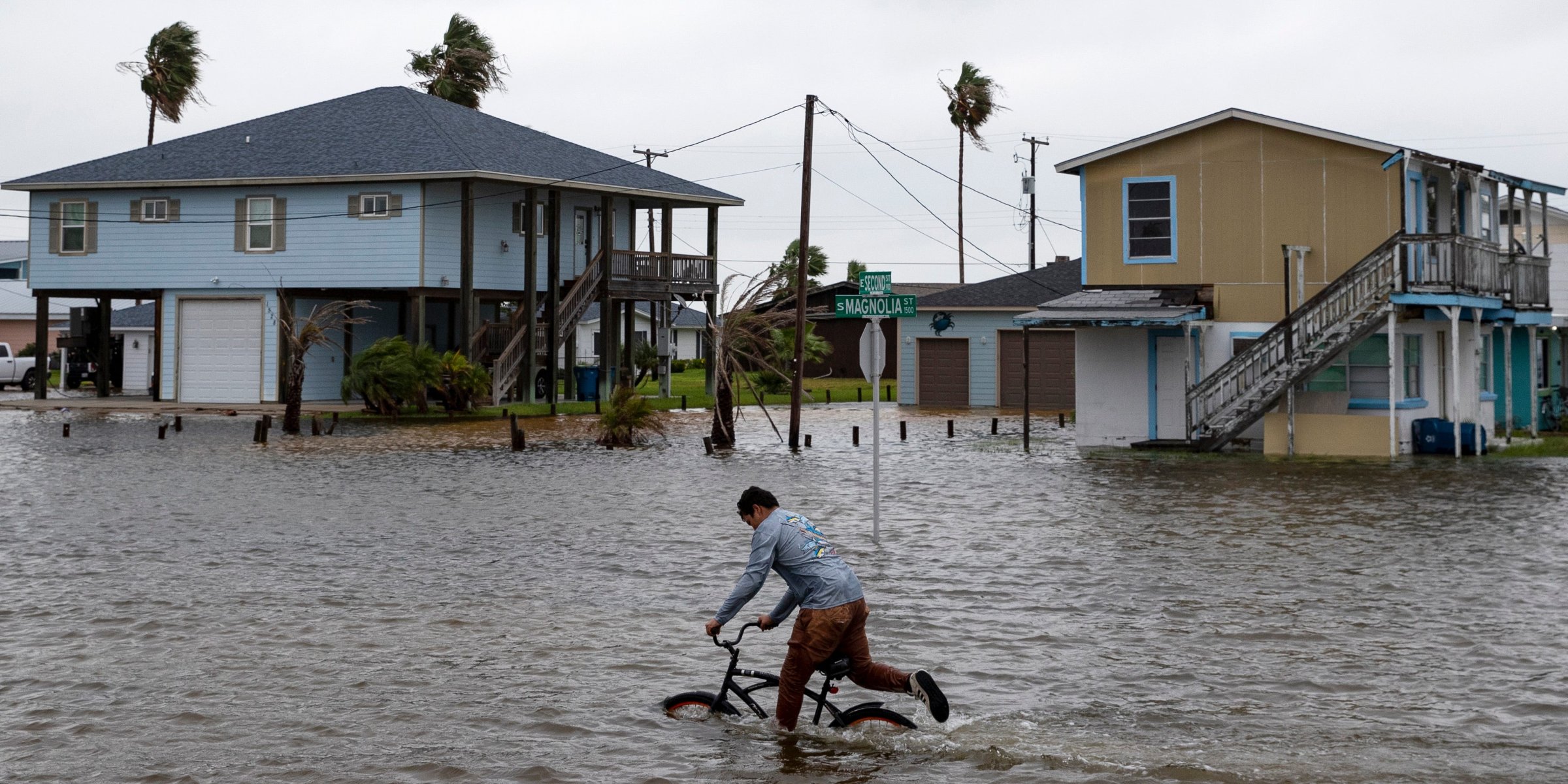 Tropical Storm Beta makes landfall on Texas coast | Daily Sabah