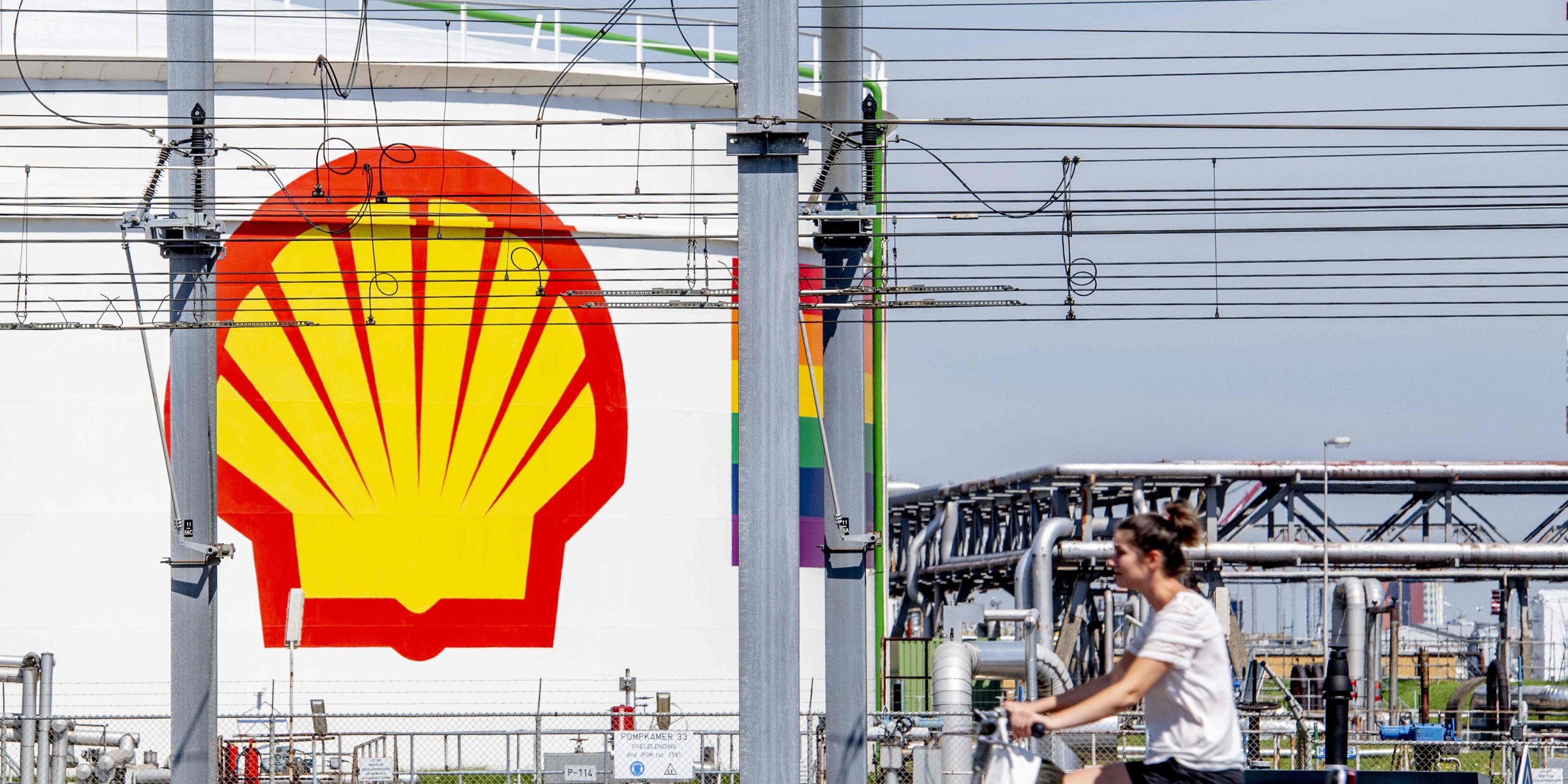 Energy major Shell to axe up to 9,000 jobs over COVID-19-hit oil demand ...