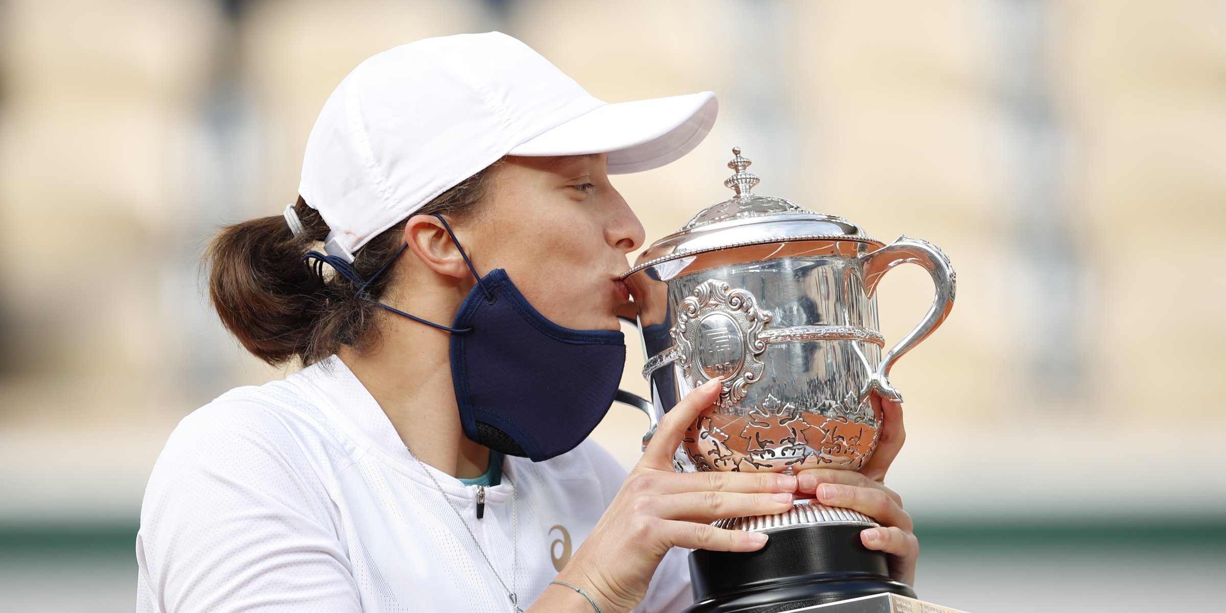 Swiatek beats Kenin in French Open final, brings 1st Grand Slam singles ...