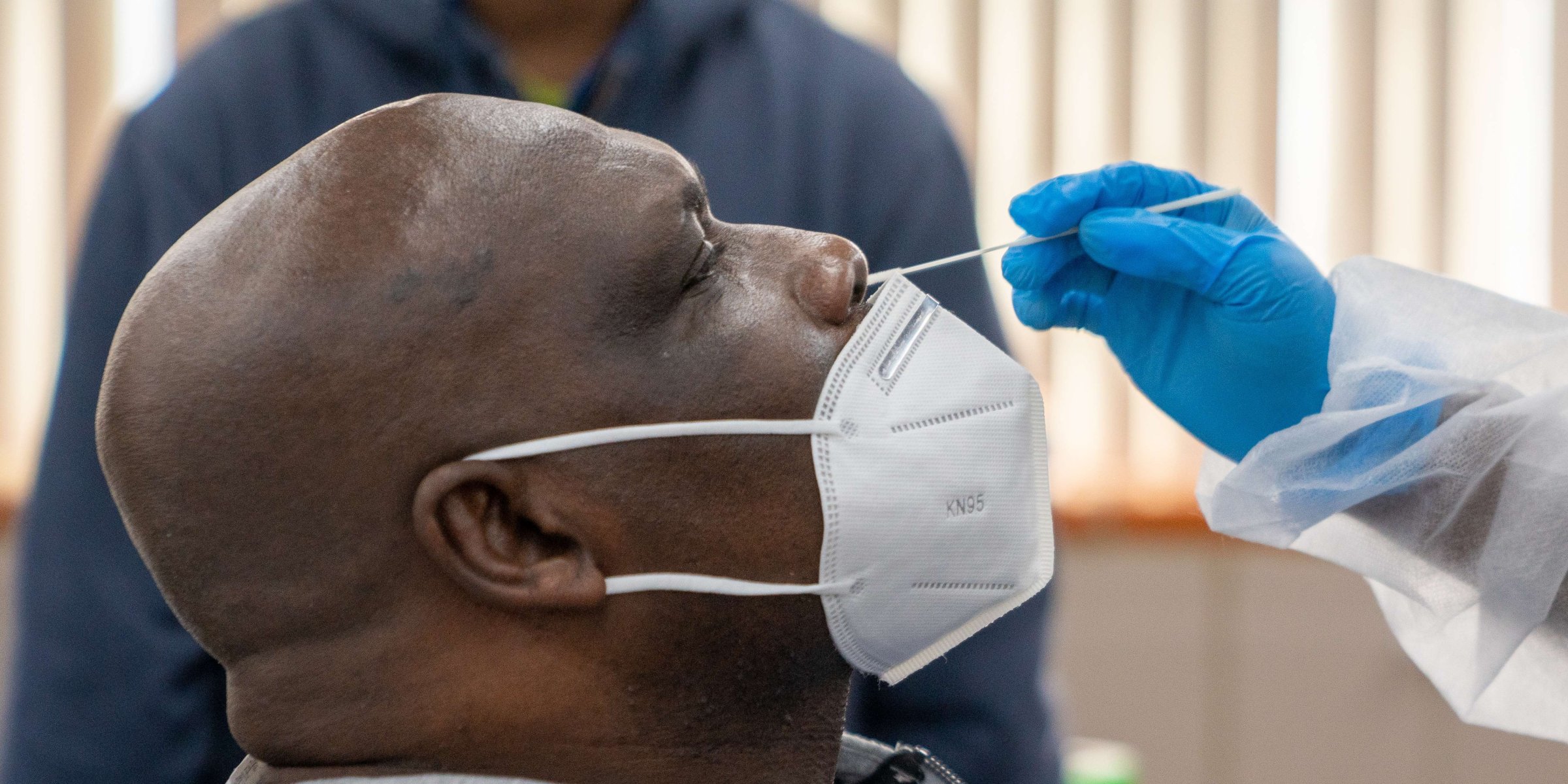 Daily COVID-19 cases in US hit new record amid election battle over ...