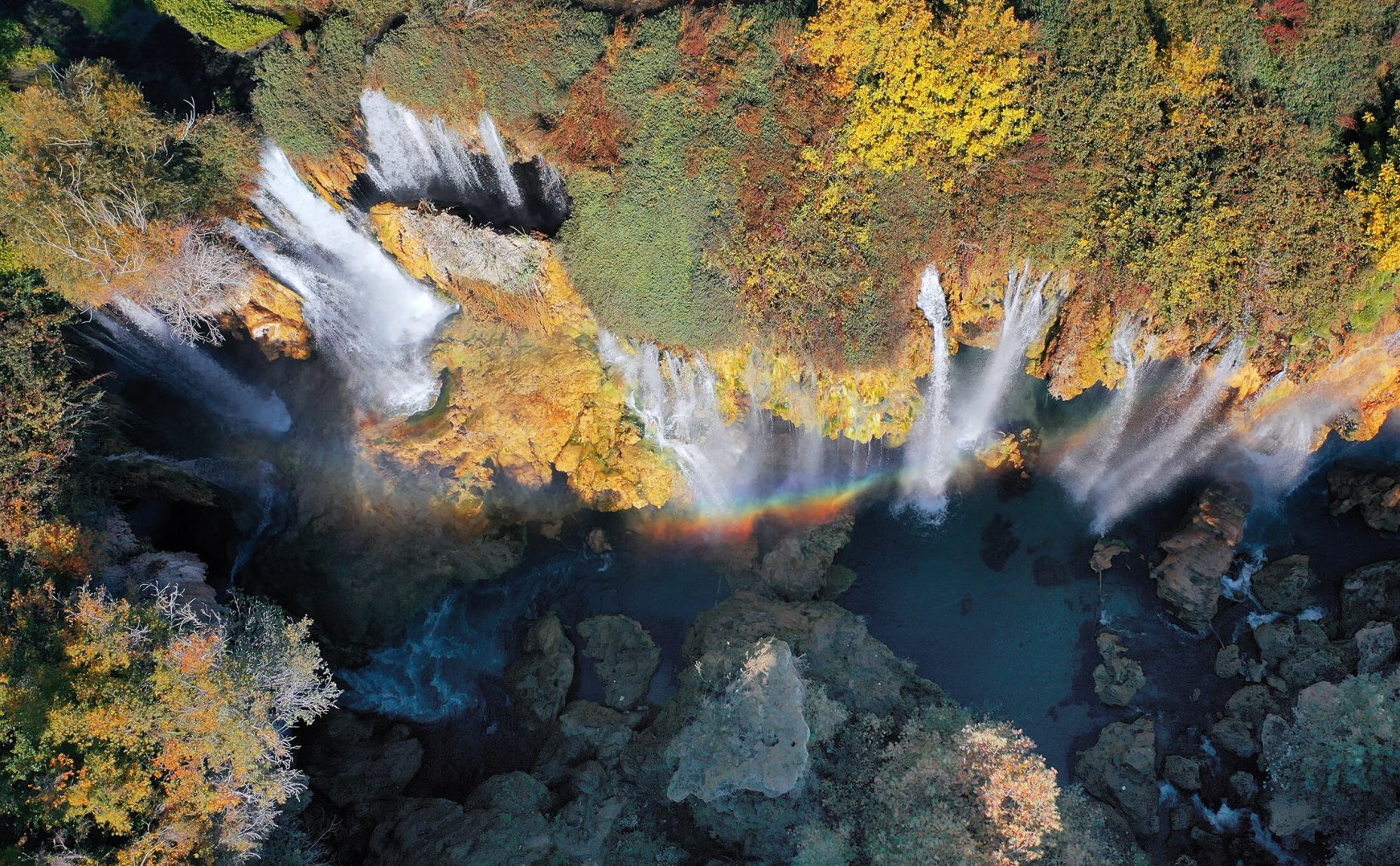 Red, orange, yellow: Turkey's mesmerizing fall season | Daily Sabah