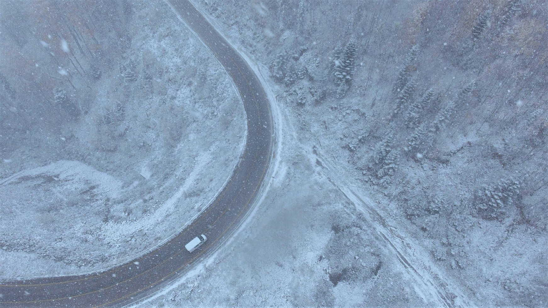 Many regions in Turkey experience this year's first snowfall | Daily Sabah