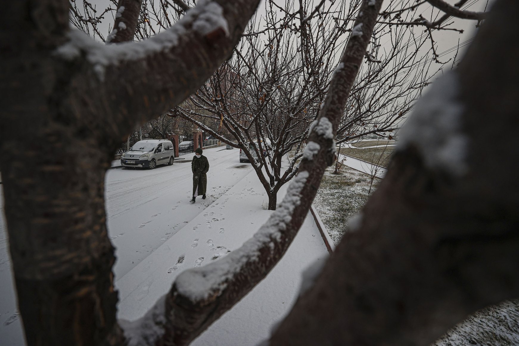 First snow in Turkey's capital Ankara | Daily Sabah
