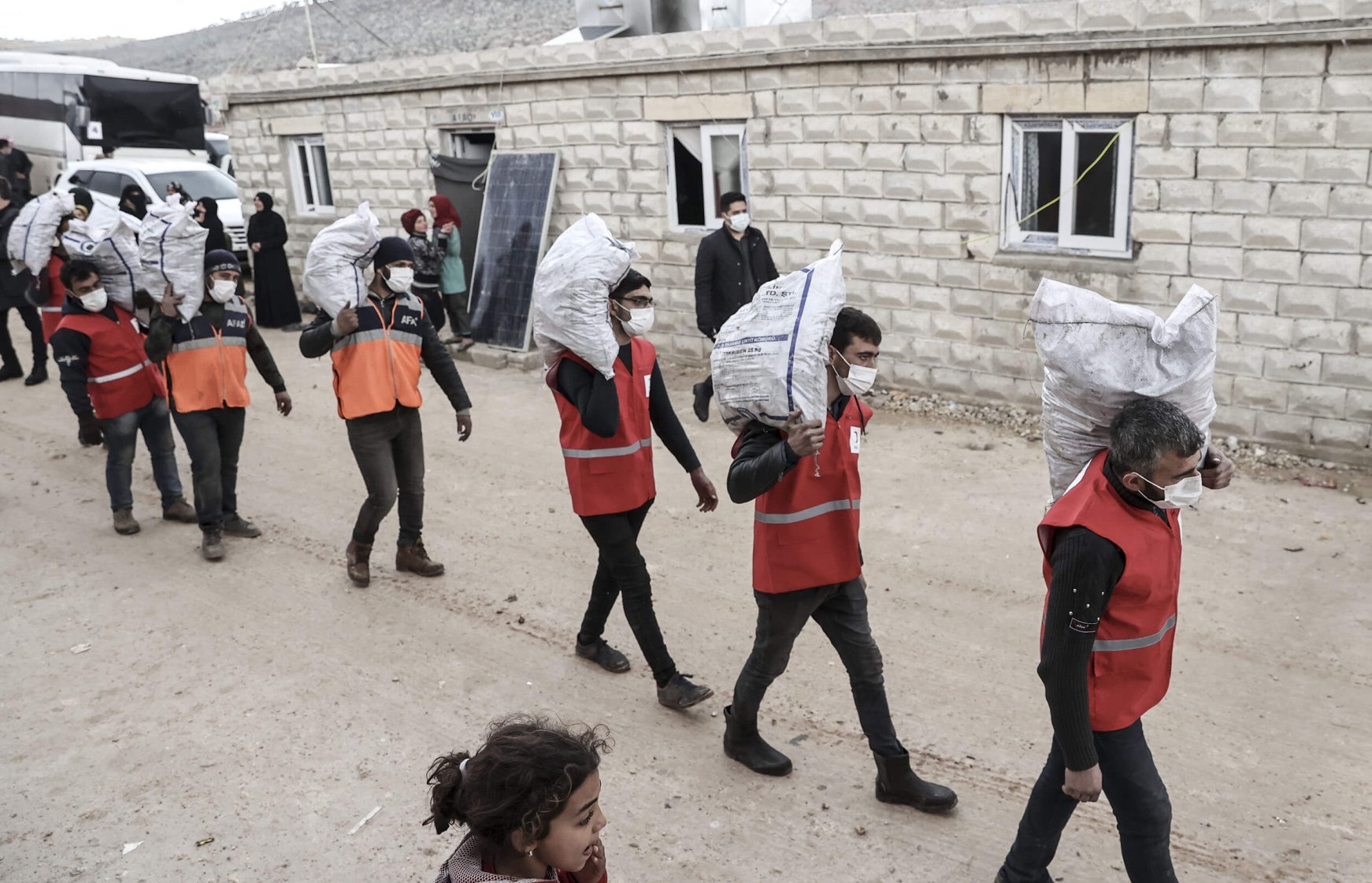 Turkey builds thousands of homes for displaced in Syria's Idlib | Daily ...