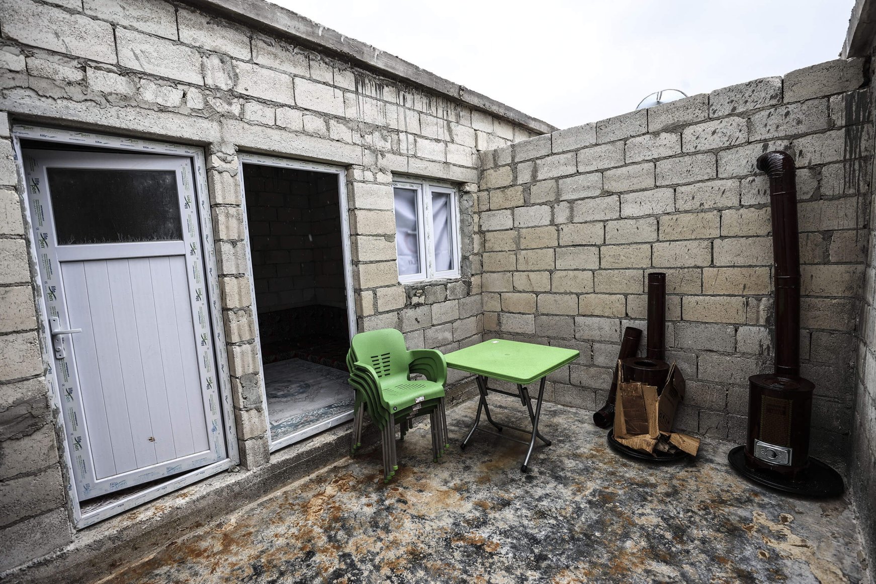 Turkey builds thousands of homes for displaced in Syria's Idlib | Daily ...