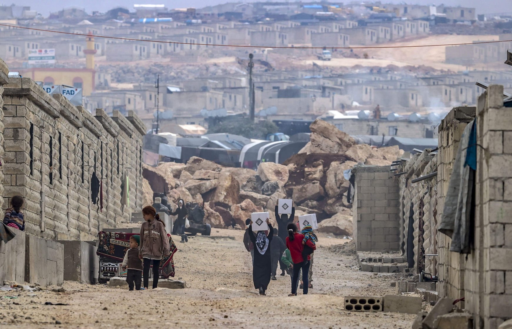 Turkey builds thousands of homes for displaced in Syria's Idlib | Daily ...