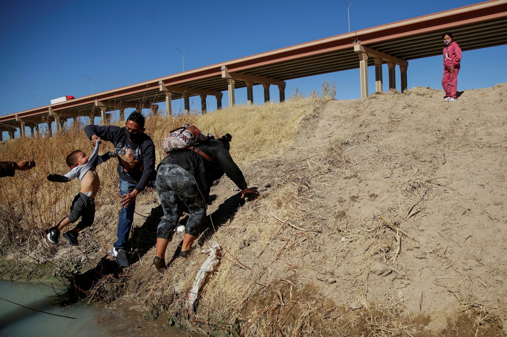 In photos: US-Mexico border views in Biden era | Daily Sabah
