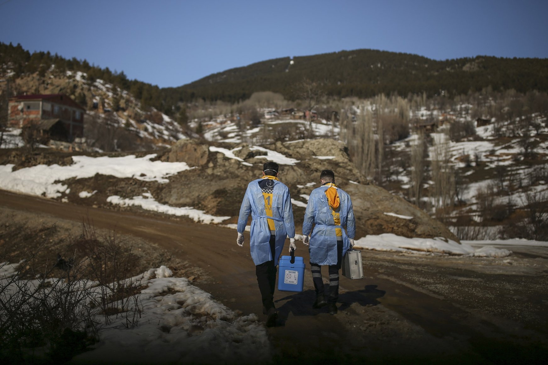 In photos: Turkish vaccine teams target isolated villages | Daily Sabah