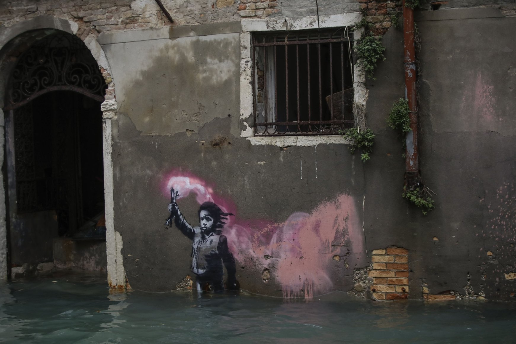 Political street art: Best of Banksy | Daily Sabah
