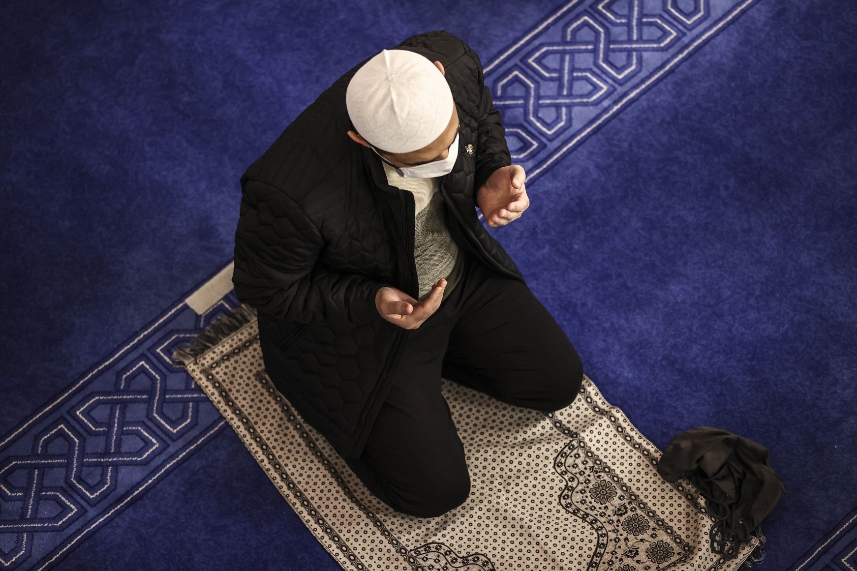 Laylat al-Miraj: Holy Muslim night marked in mosques across Turkey ...