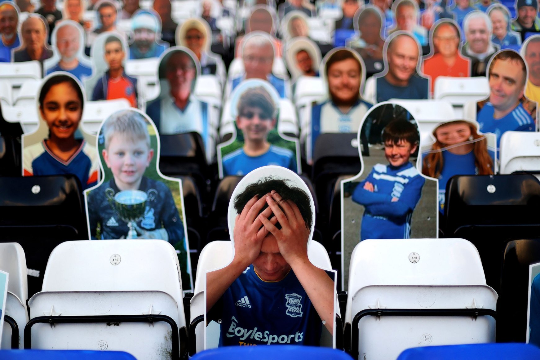 Pandemic and year without fans lay bare football's soul | Daily Sabah