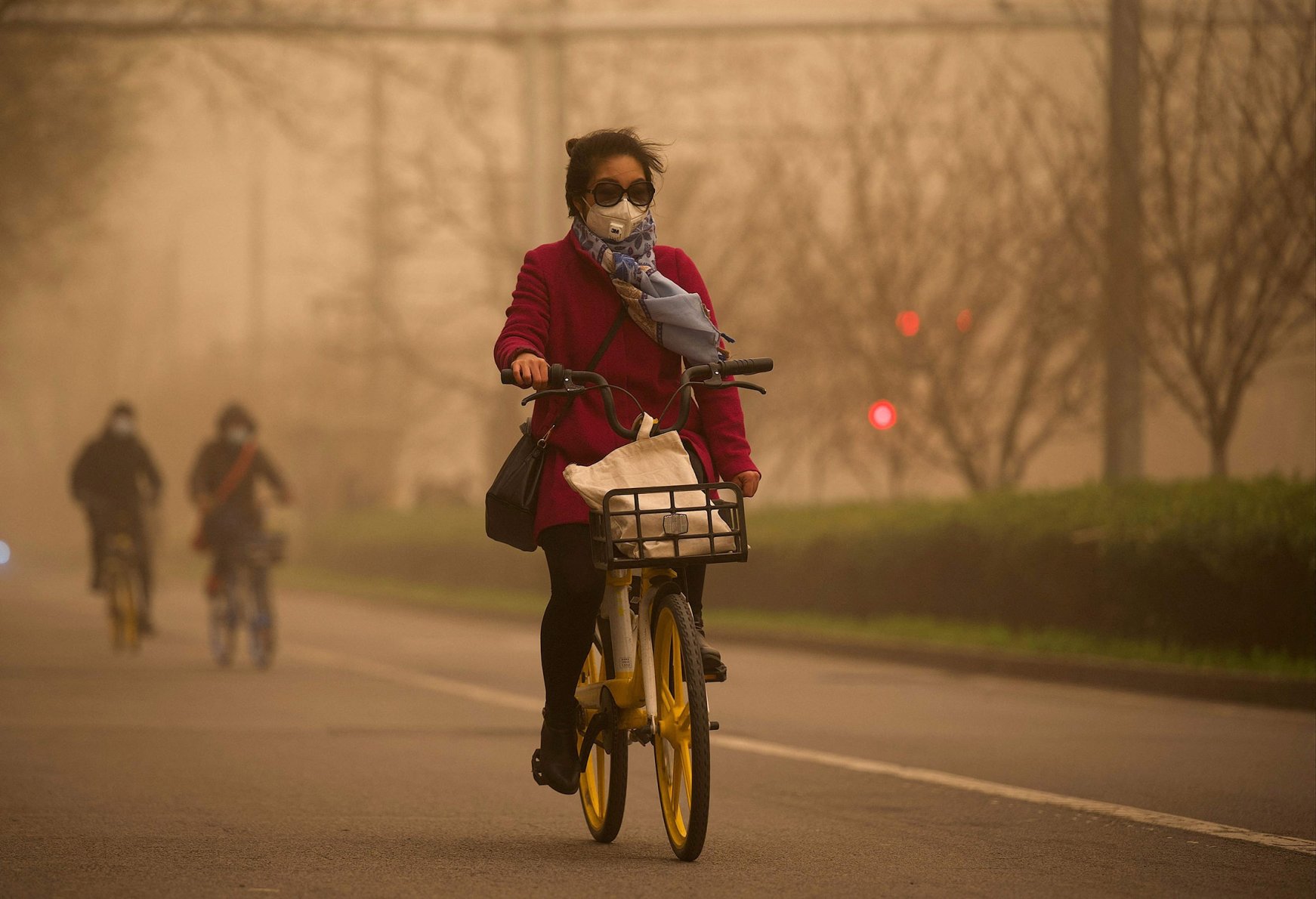 In photos: Biggest sandstorm in decade hits Beijing | Daily Sabah