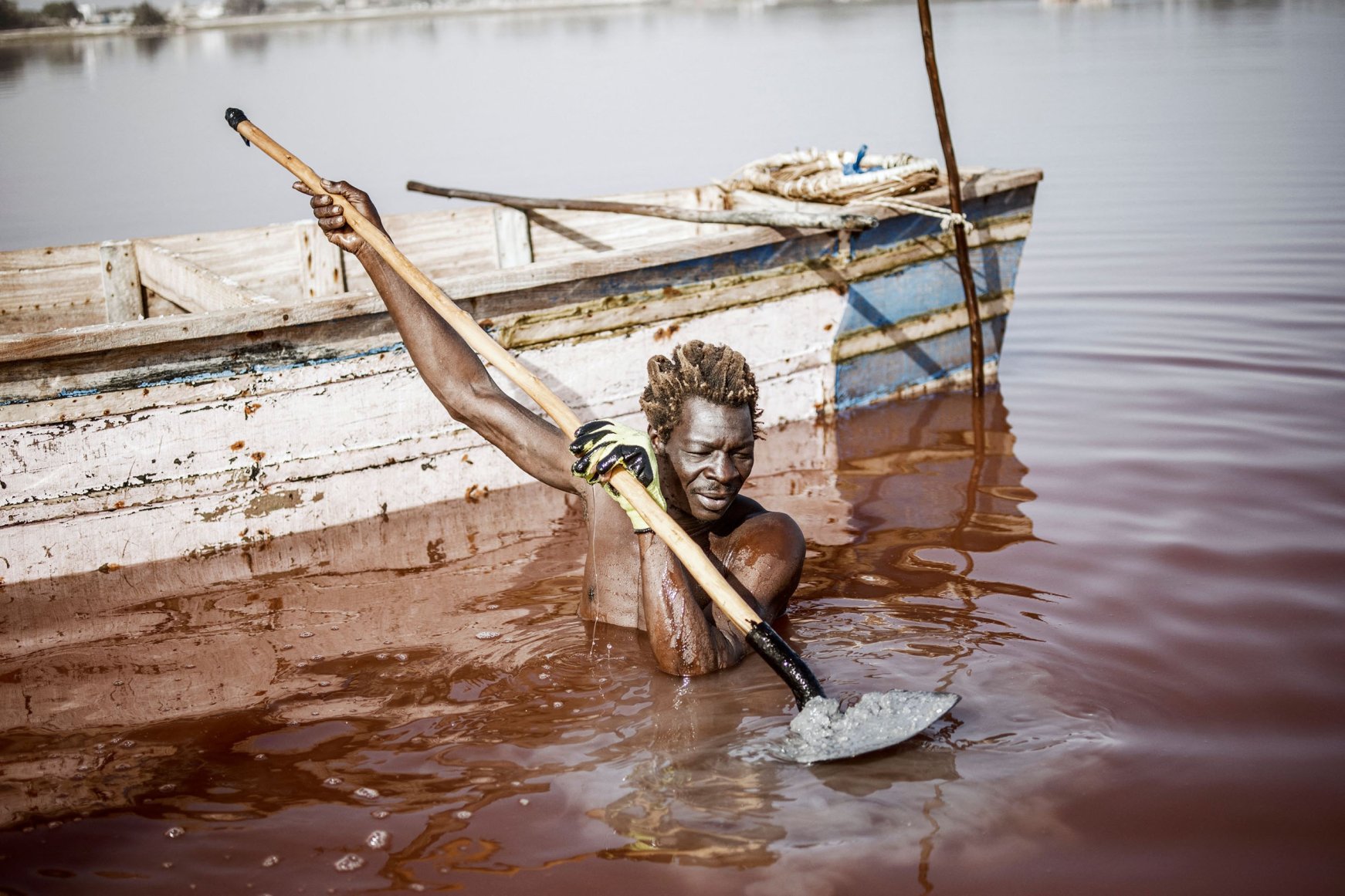 Salt harvesting at Senegal's Pink Lake | Daily Sabah