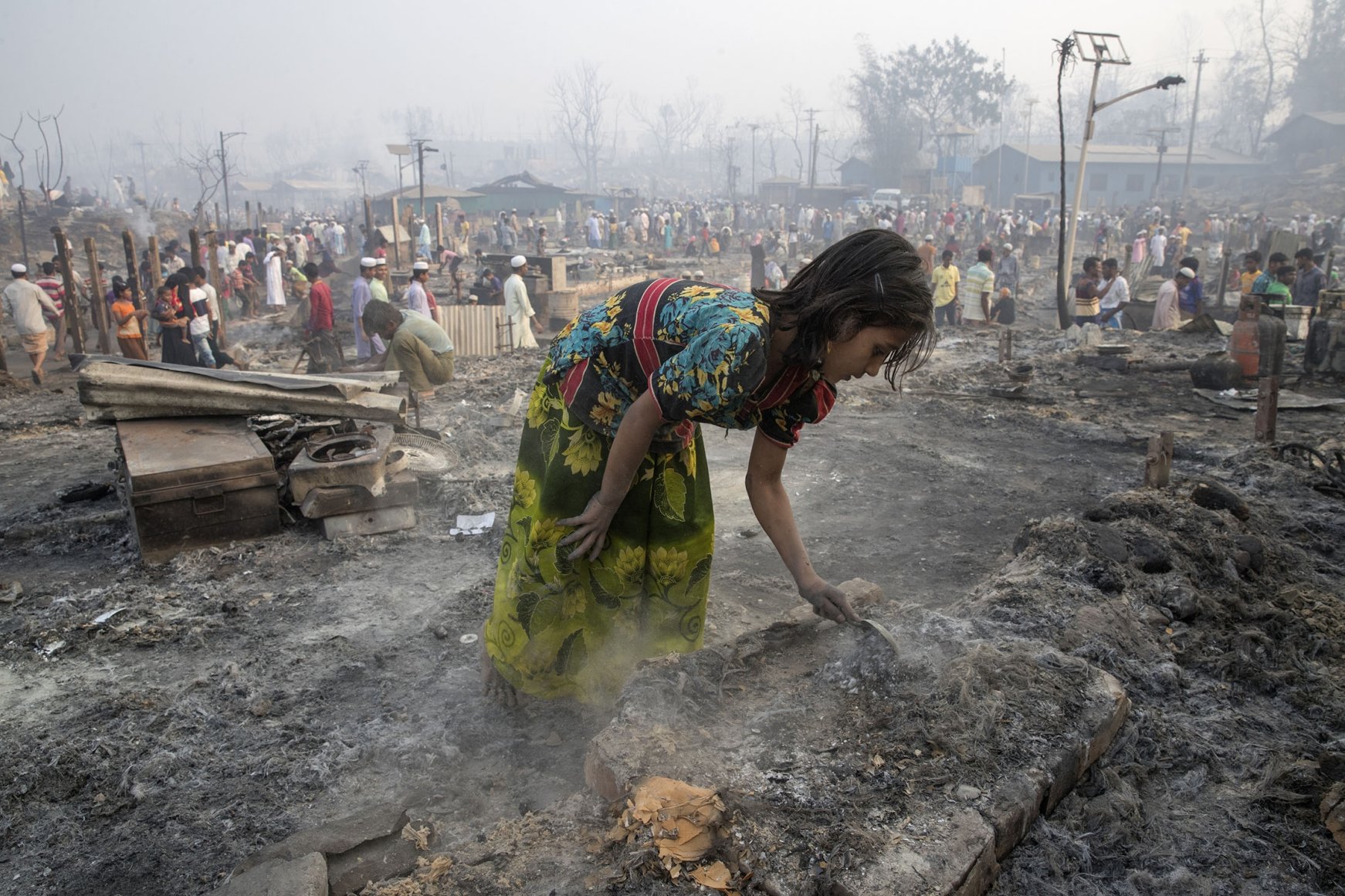 Hundreds missing after deadly fire at Rohingya camp in Bangladesh ...