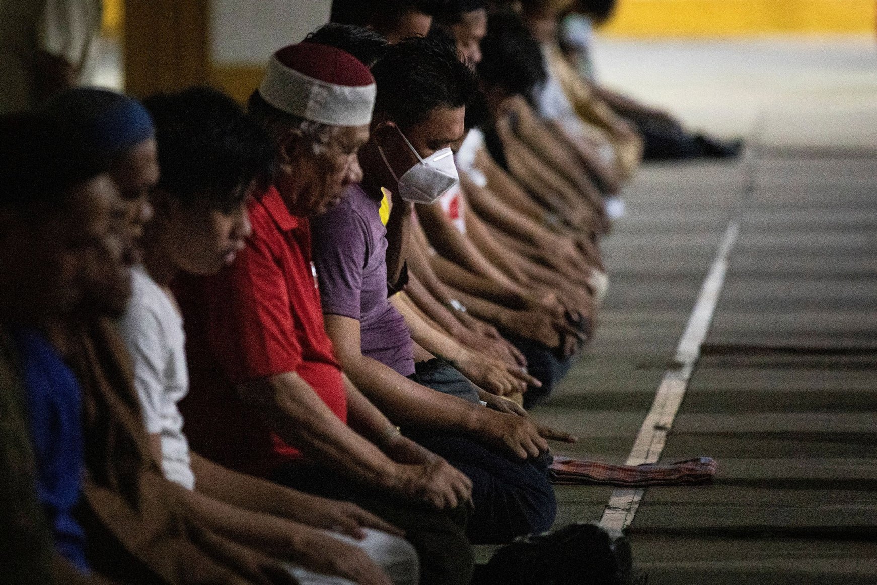 In photos: The start of the holy month of Ramadan | Daily Sabah