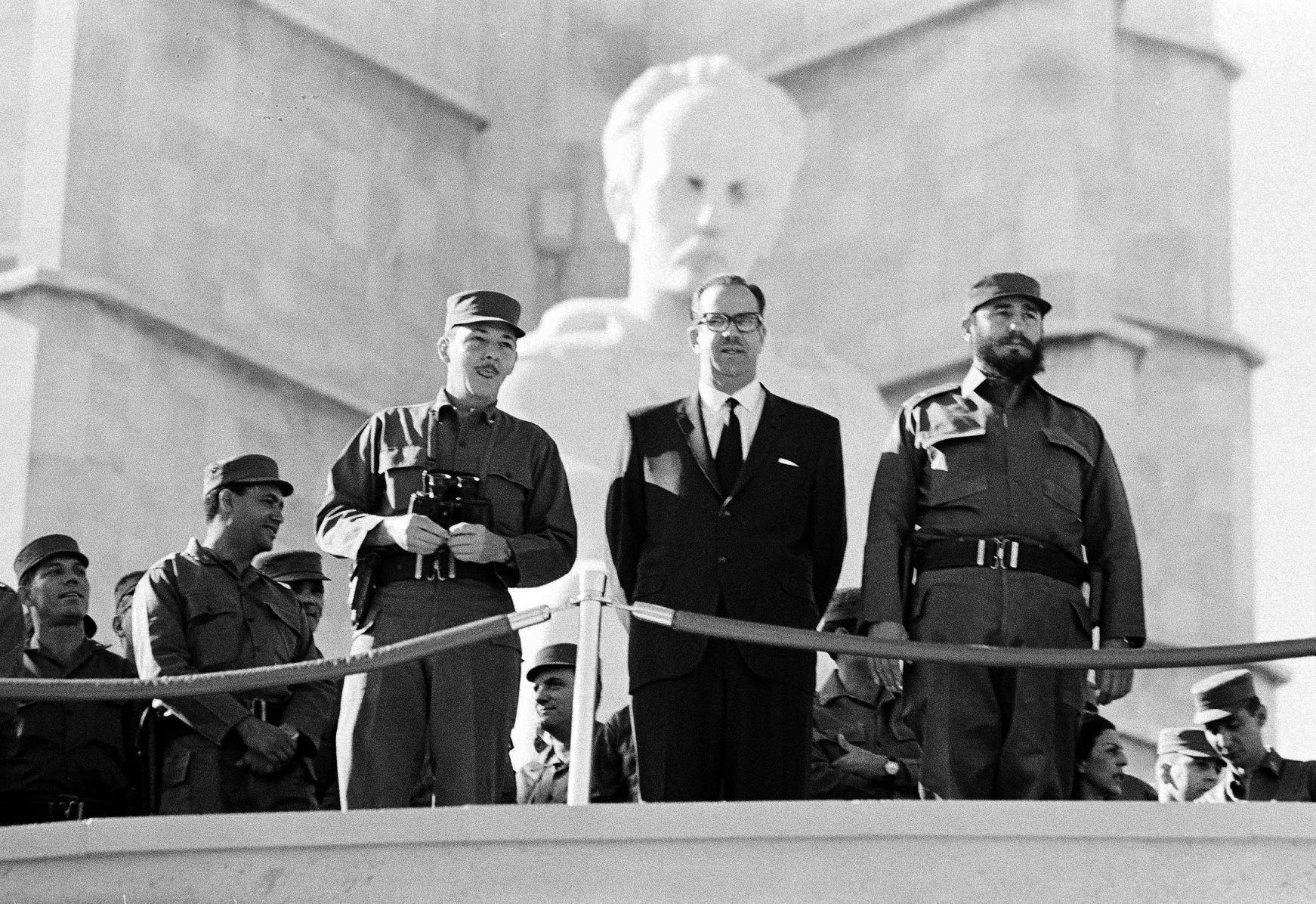 In photos: More than 60 years of Castros' rule in Cuba ends | Daily Sabah