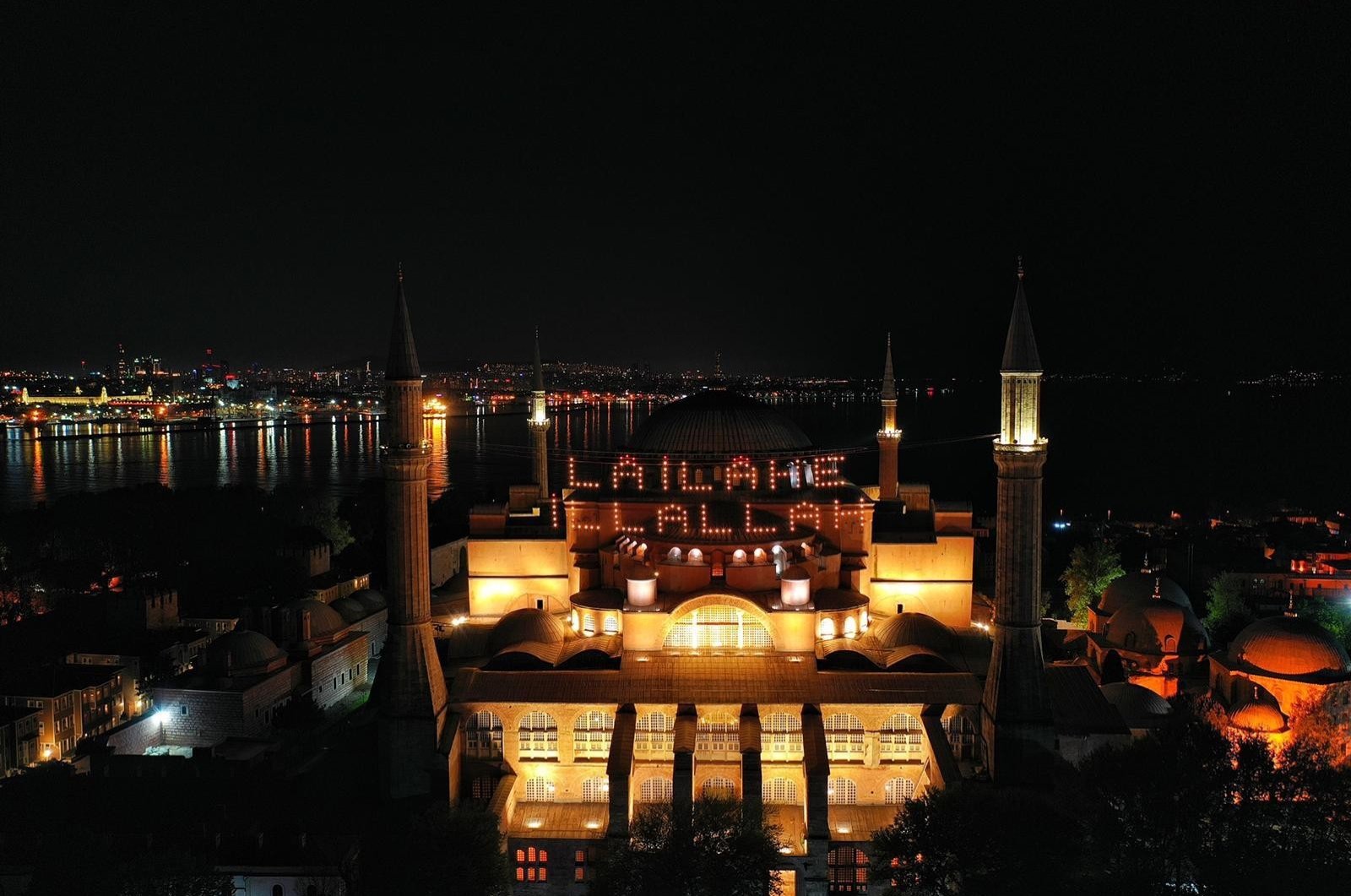 Istanbul's Hagia Sophia welcomes Laylat al-Qadr with traditional mahya ...