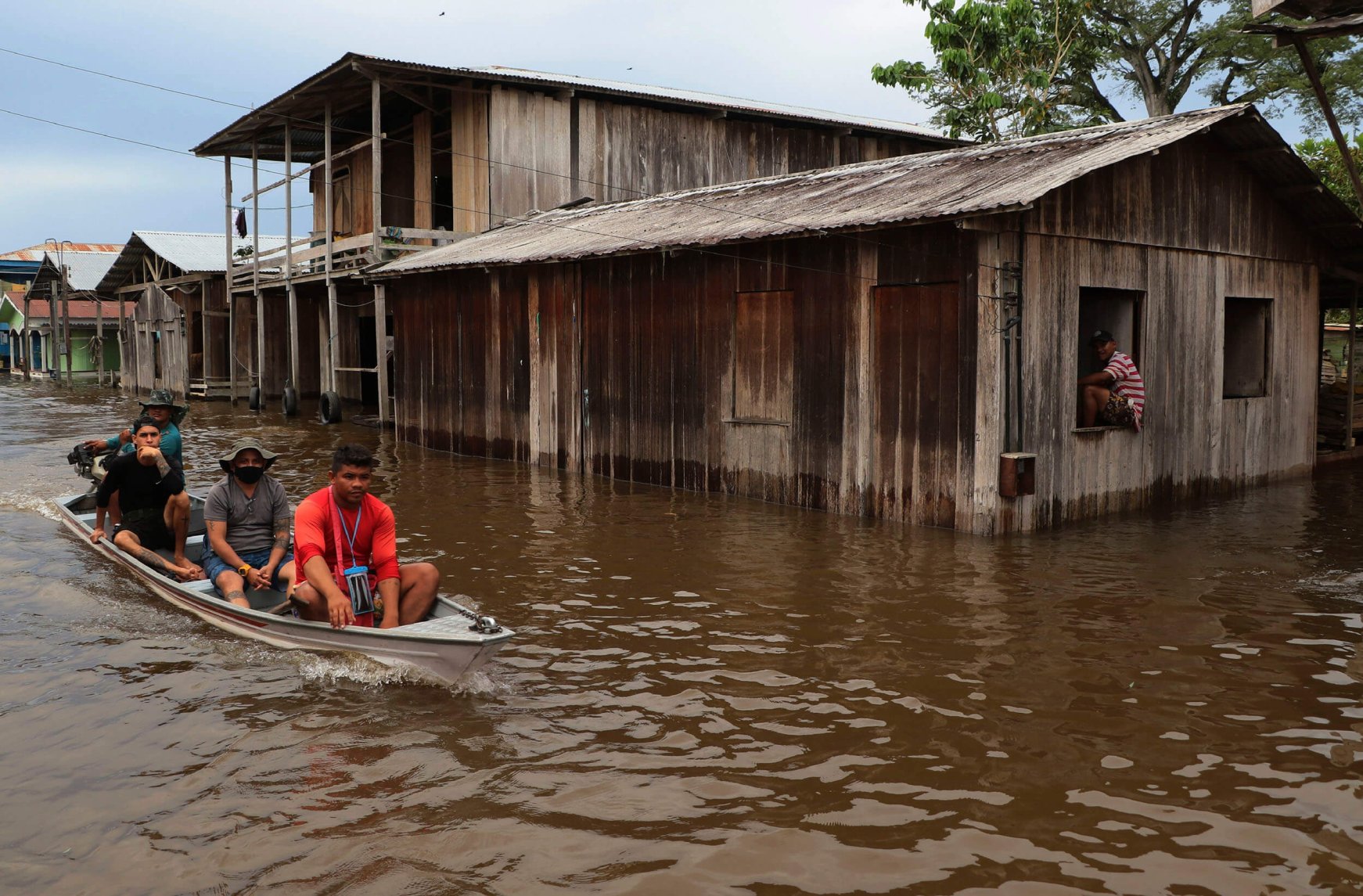 'Amazon Venice' struggles to stay above water amid Brazil floods ...
