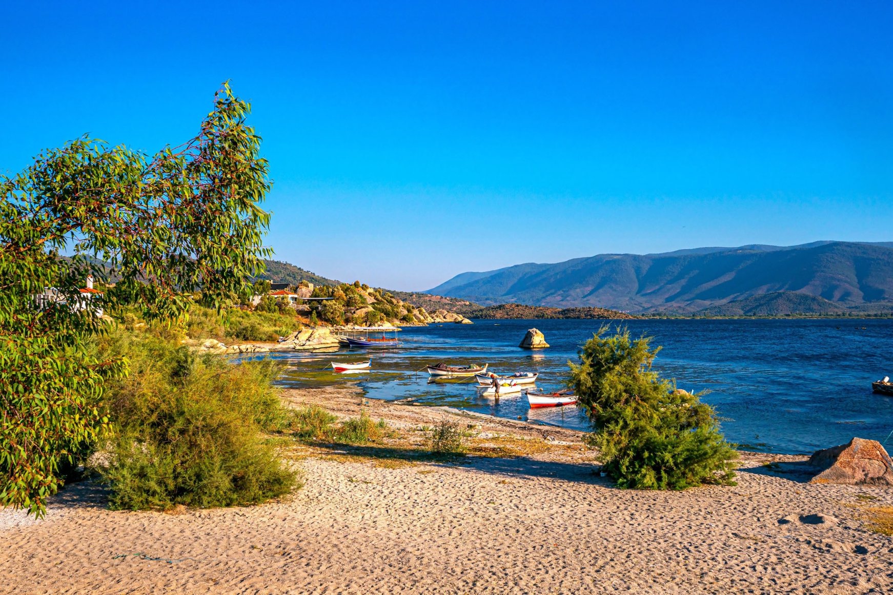 10 stunning Turkish lakes to visit year-round | Daily Sabah