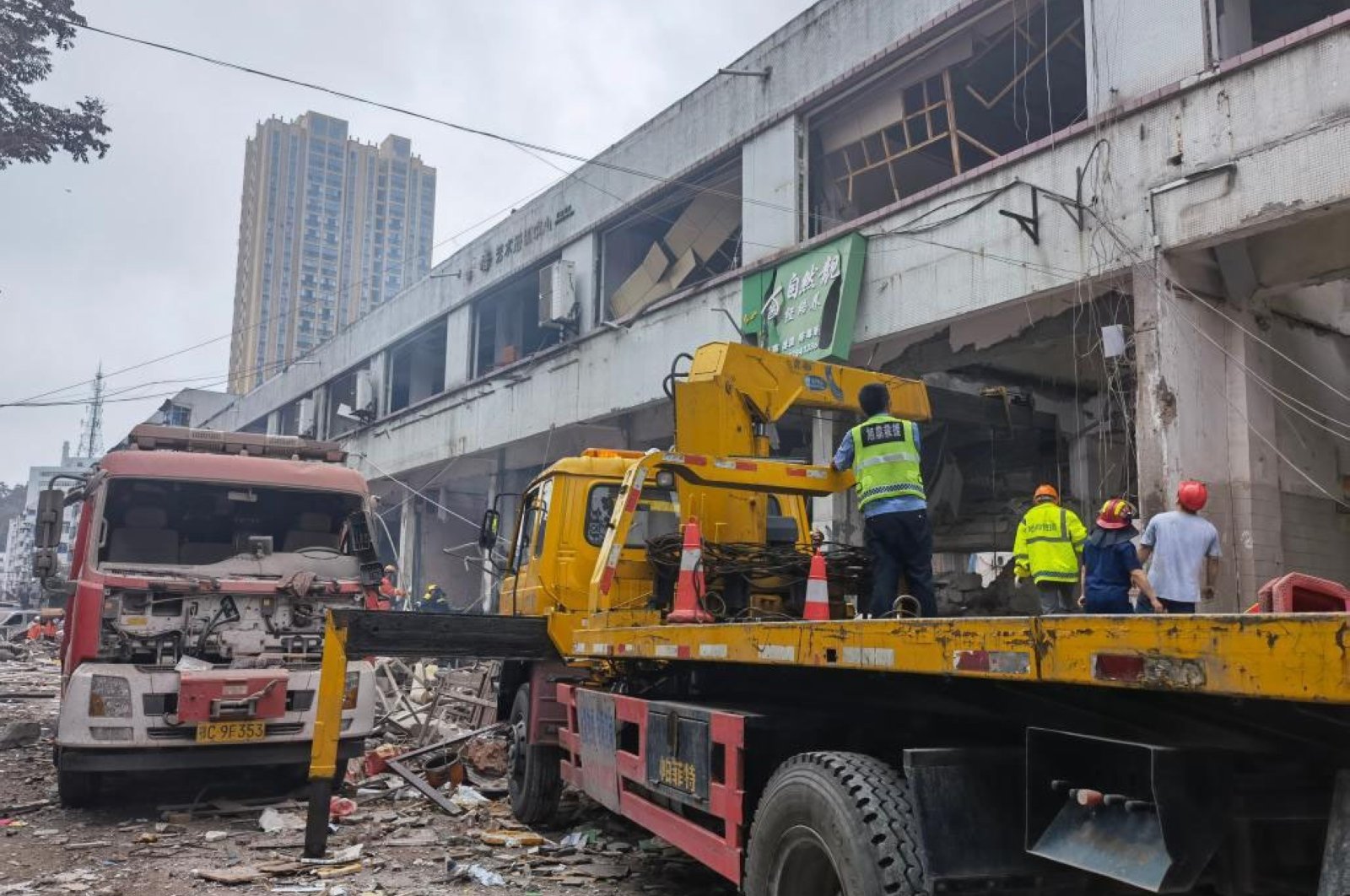 At least 12 killed in central China gas explosion | Daily Sabah