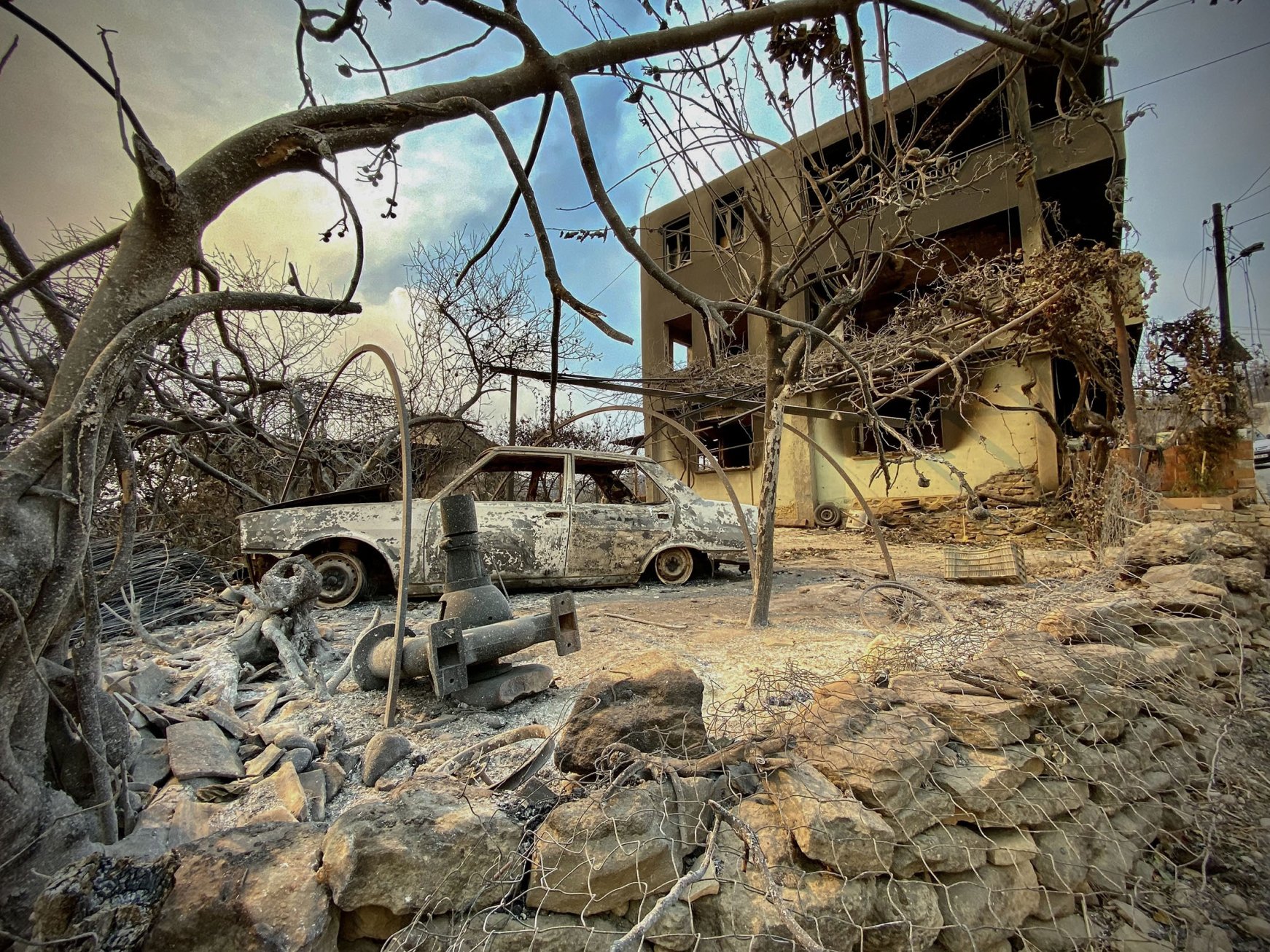 Aftermath and continuing forest fires in Turkey’s Antalya, Muğla ...