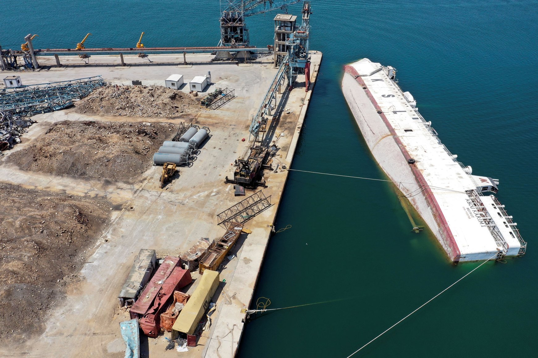 Lebanon marks anniversary of Beirut blast, still in ruins | Daily Sabah