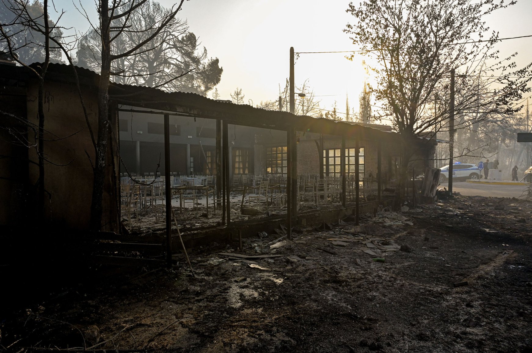 Greece continues to battle major fires in suburban Athens | Daily Sabah