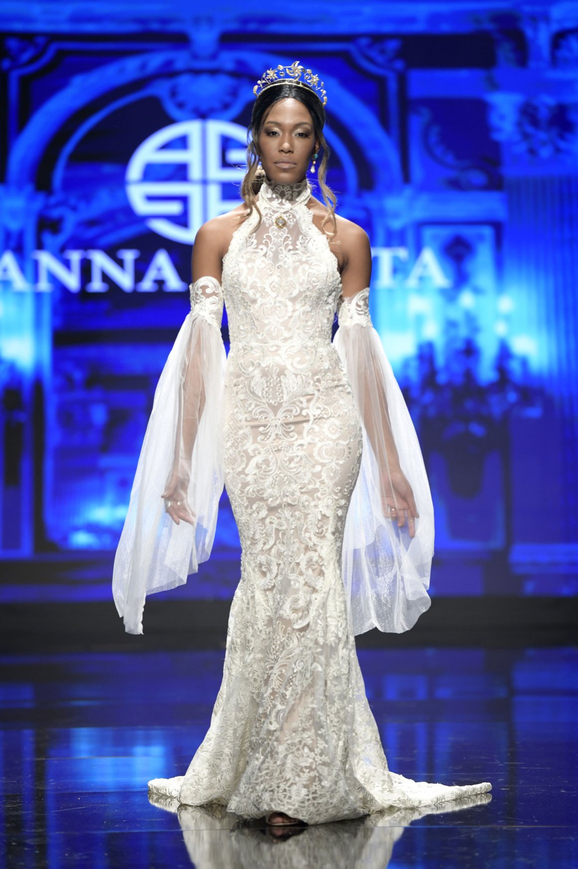 Glamor at Los Angeles Fashion Week 2021 | Daily Sabah