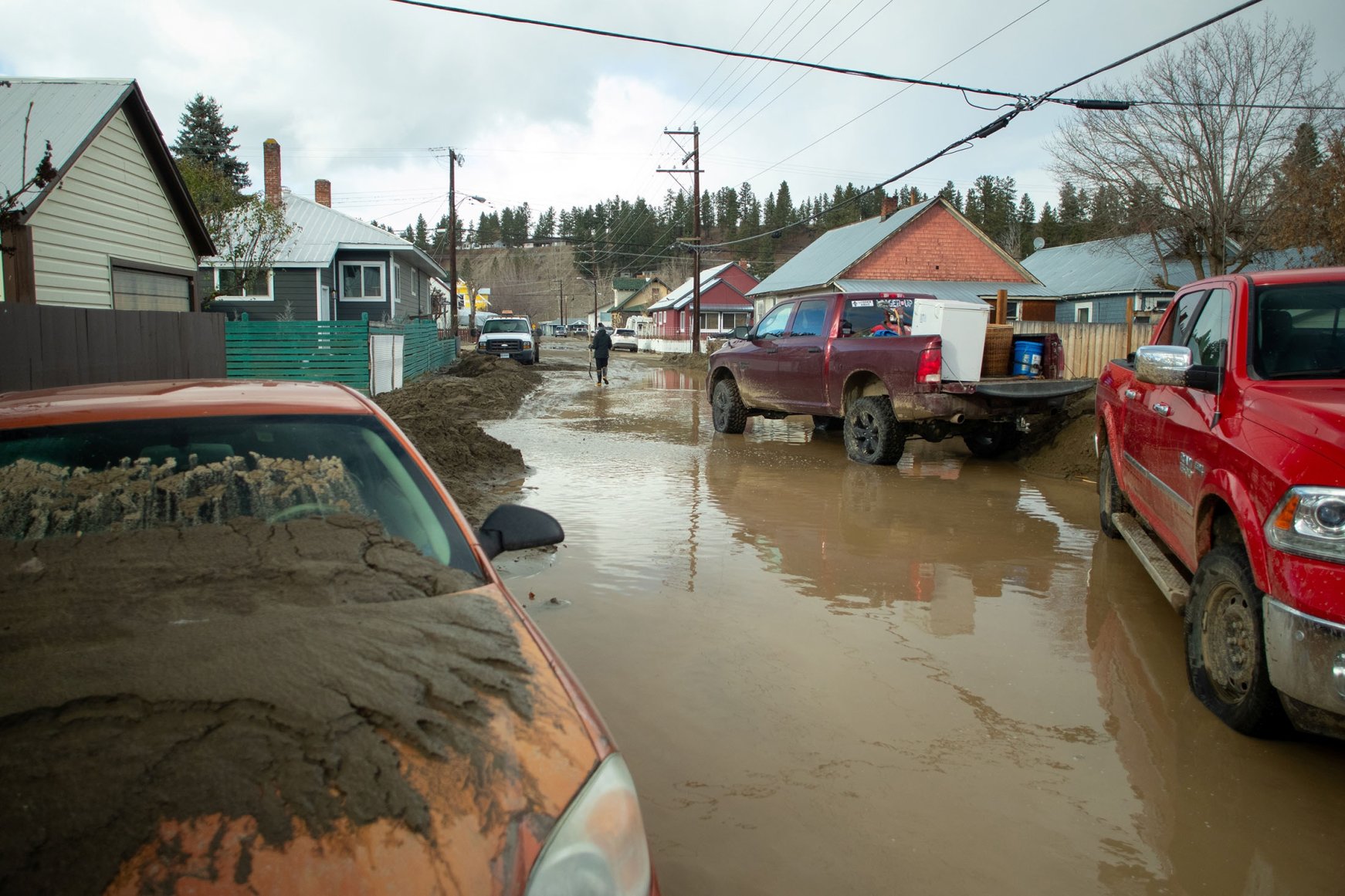Canada hit by fatal floods, landslides, costing at least 1 life | Daily ...