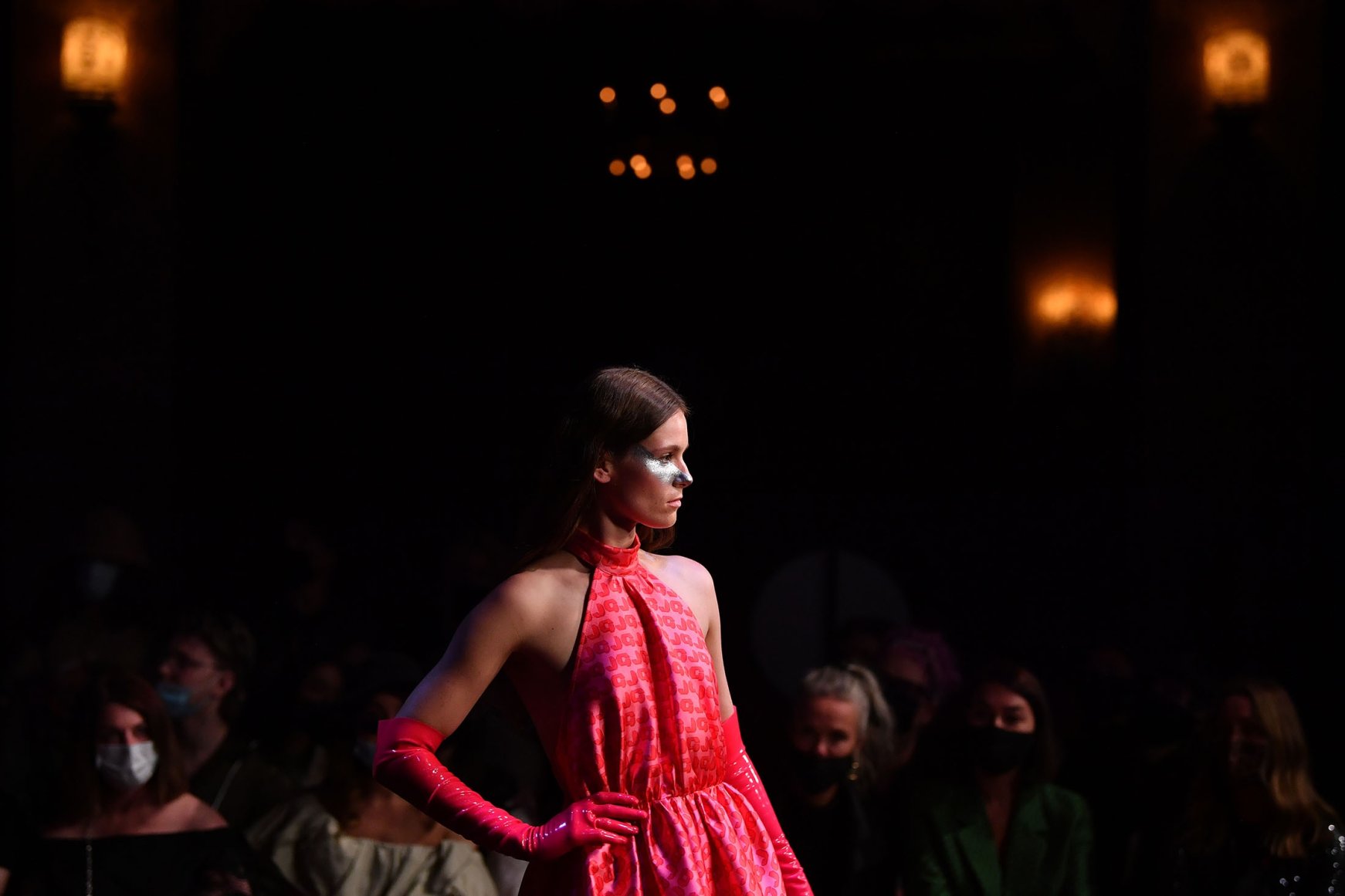 Melbourne Fashion Week 2021 wraps up with silk, toulle and beads ...