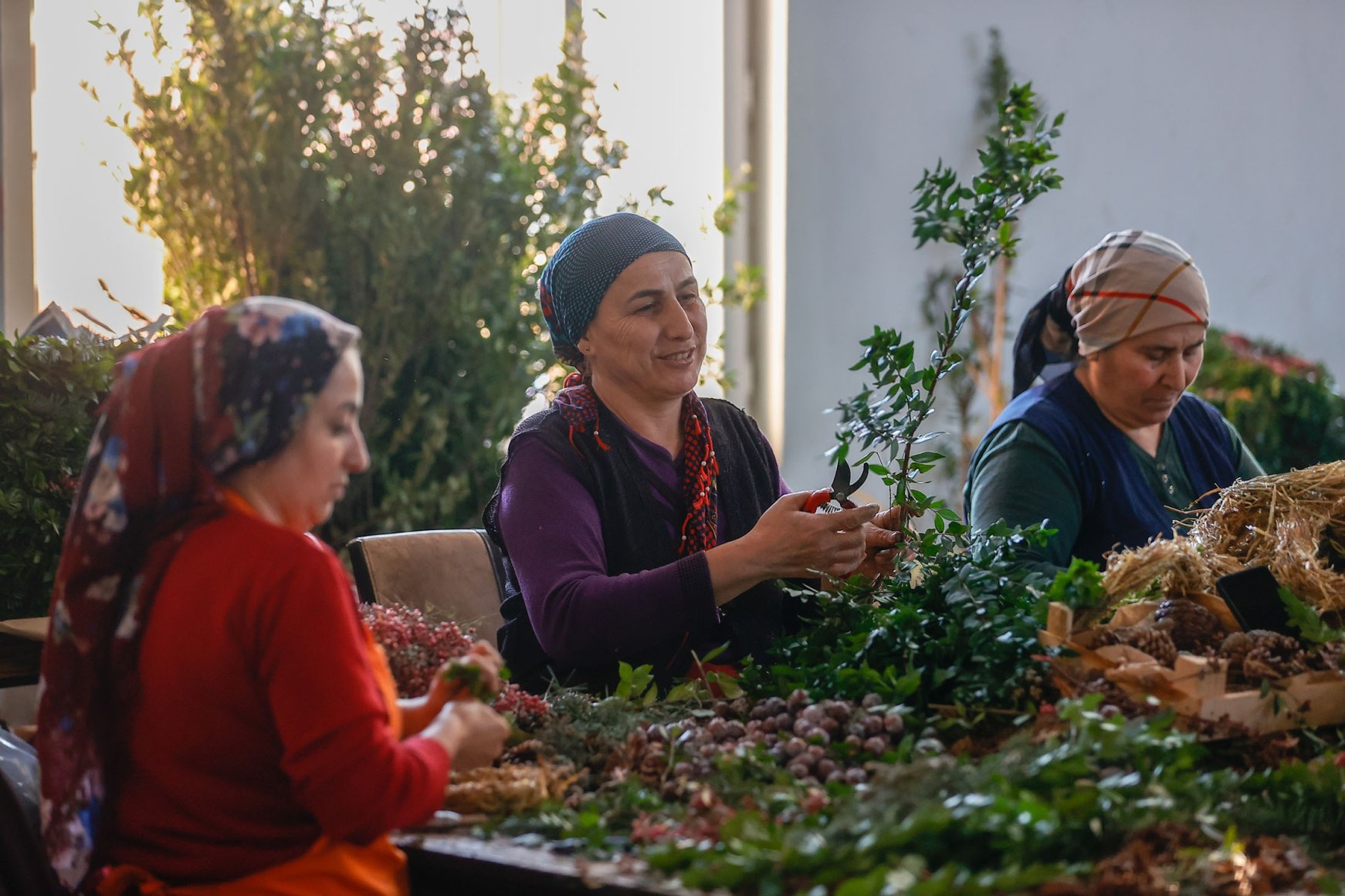 From Antalya with love: Christmas wreaths made by Turkish women | Daily ...
