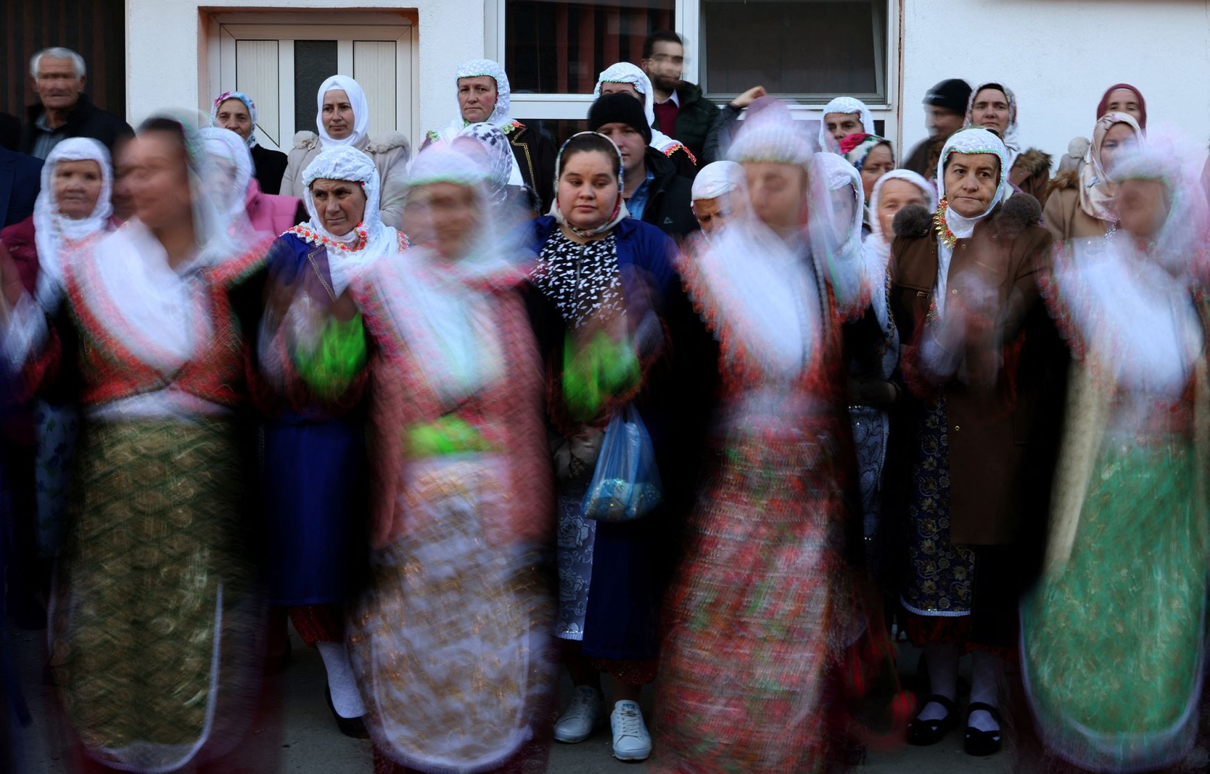 No white dress but white face: A Bulgarian Muslim bridal tradition ...