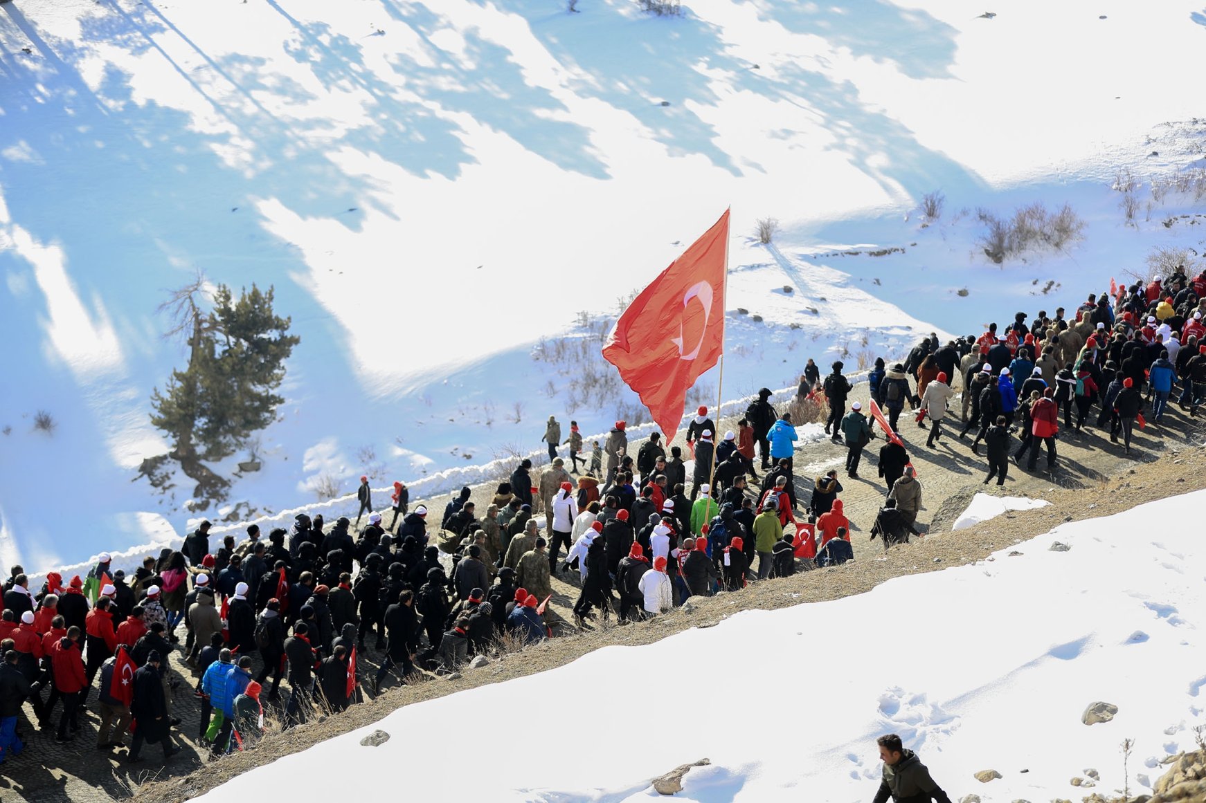 Thousands commemorate fallen Ottoman WWI soldiers in Sarıkamış | Daily ...