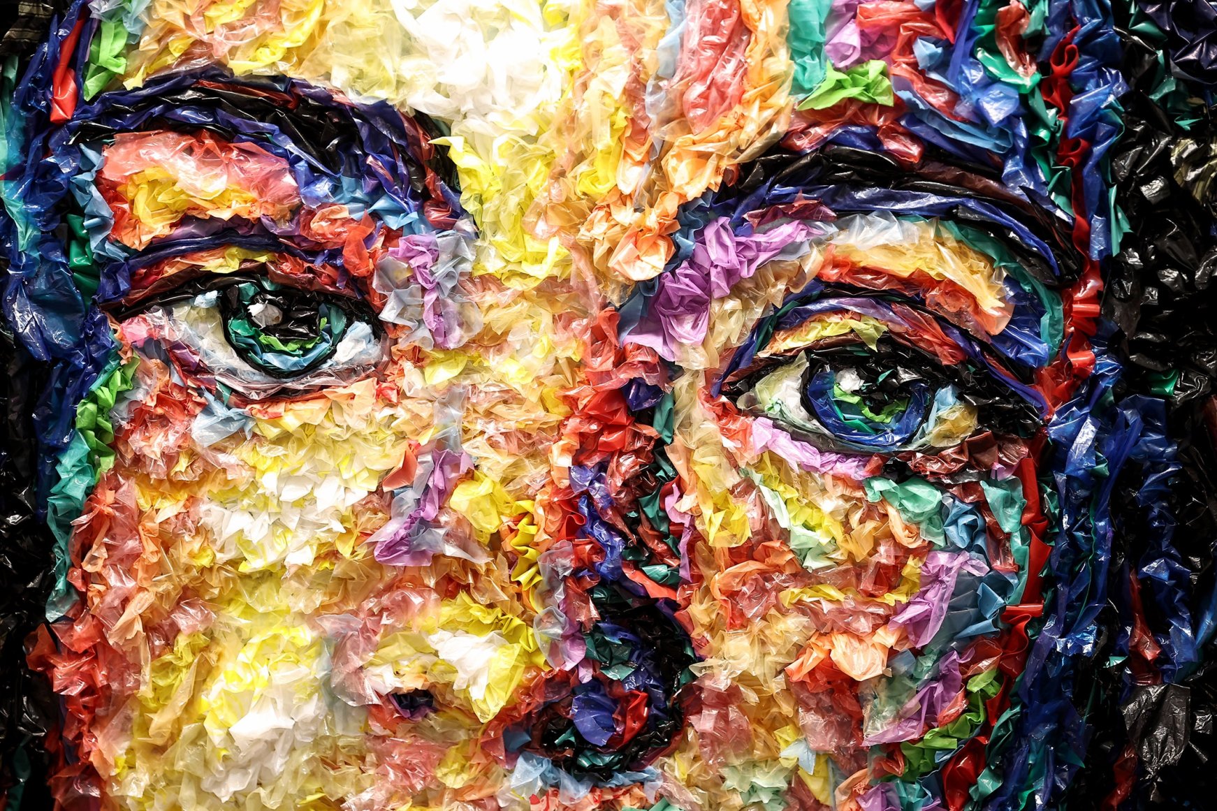 Waste turns into artsy portraits at Istanbul Airport | Daily Sabah